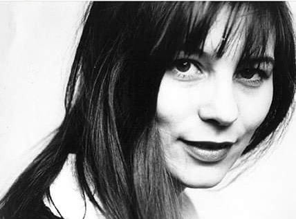 “Una casa in fiamme”: l’inno di Laura Forti per i sopravvissuti ...